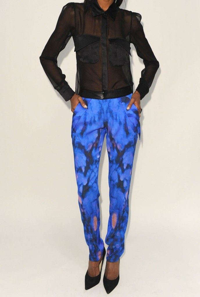 Style Guide: How to wear printed pants? | Fab Fashion Fix