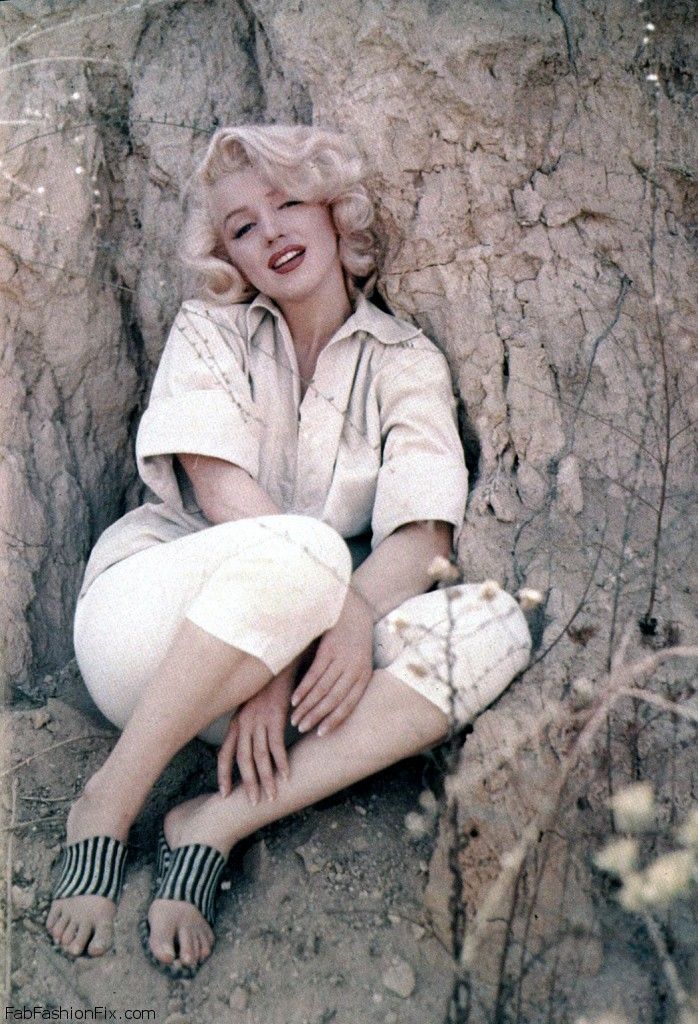 Marilyn Monroe photoshoot by Milton Greene | Fab Fashion Fix